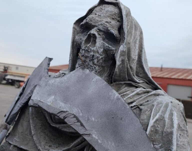 Hysterium Haunted Asylum Review (2024)