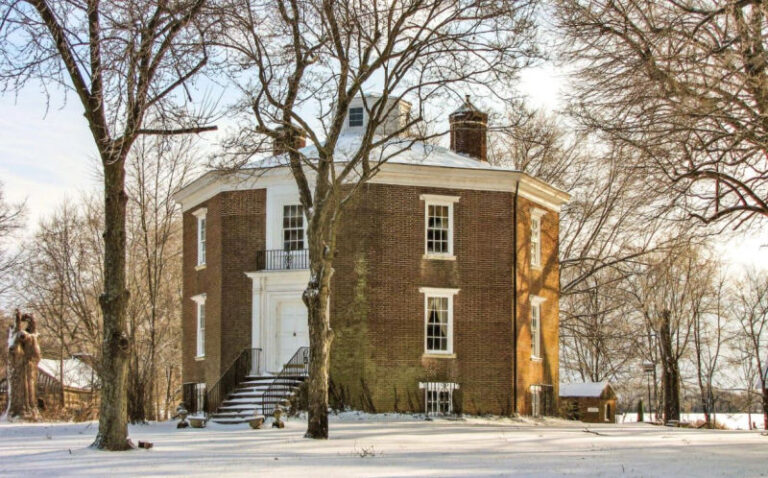 Octagon Hall Museum - Kentucky Haunted Places