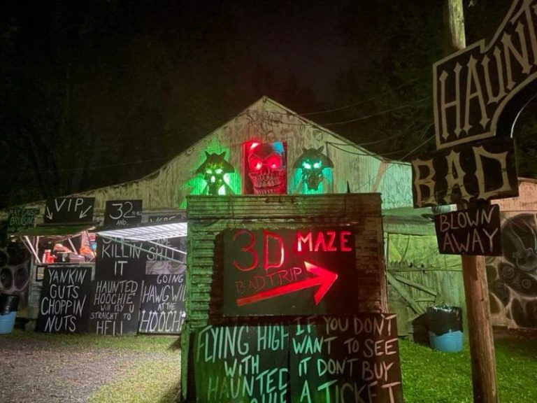 Dead Acres Haunted Hoochie Review 2022 | The Scare Factor