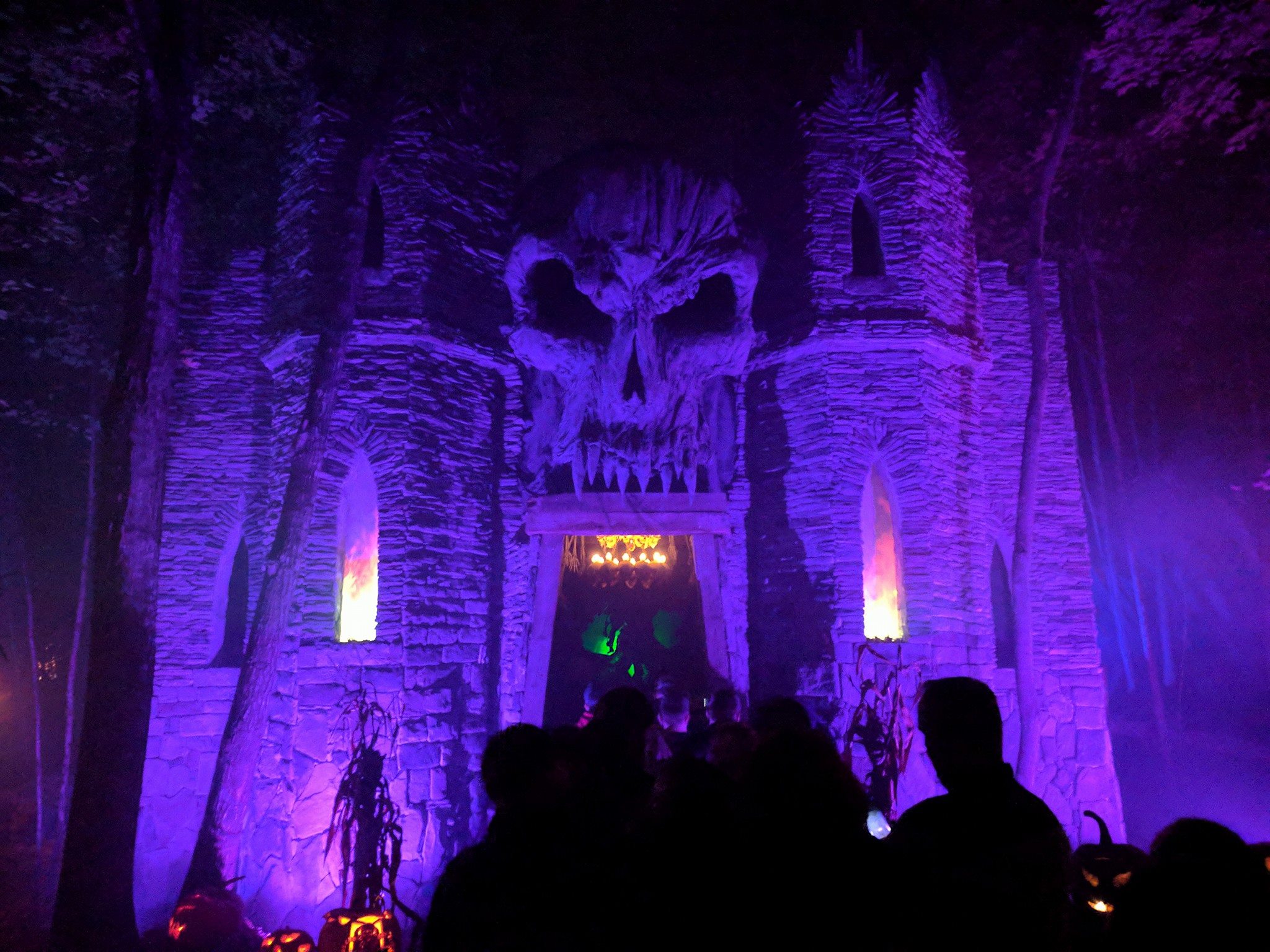 Haunted Overload - 2017 Review - The Scare Factor Haunt Reviews