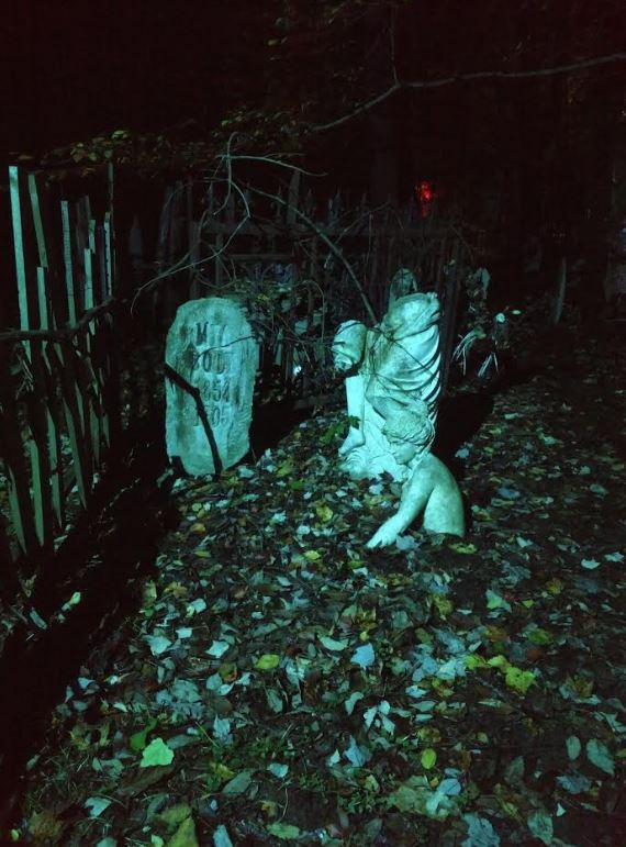 Night Terrors Haunted Farm Review 2018 | The Scare Factor Haunted House ...